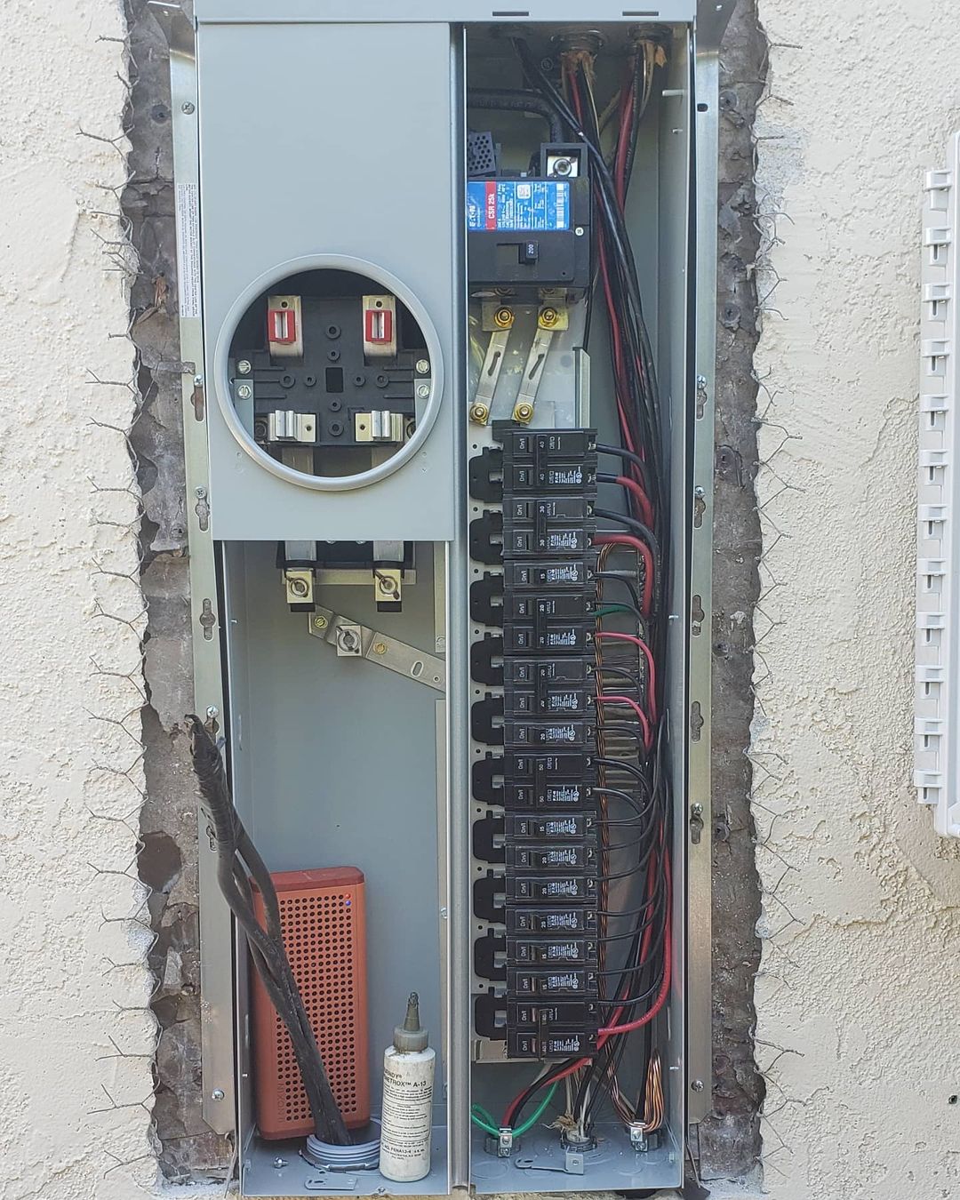Marina Electrician Service